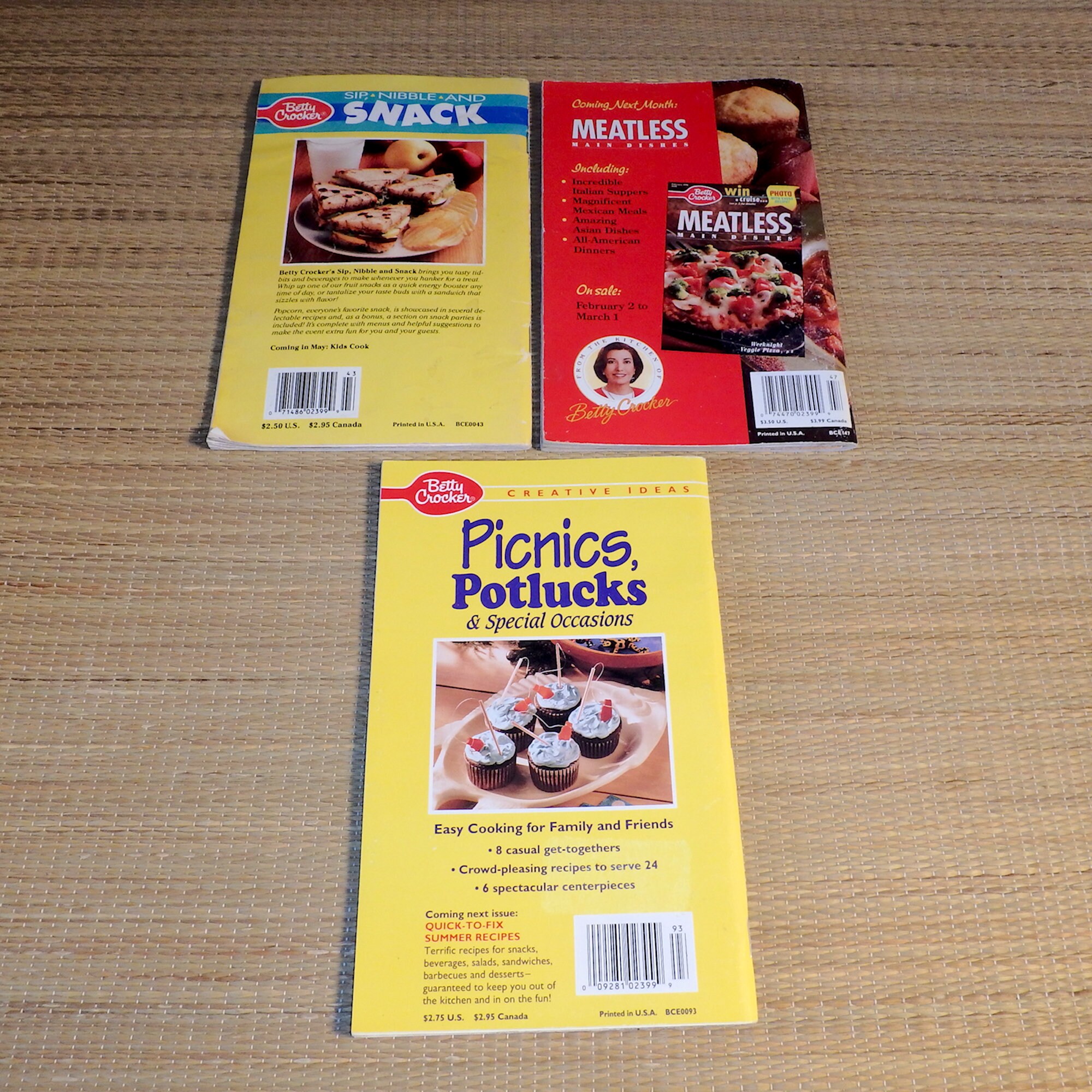 Betty Crocker Cookbooks ~ Vintage 1990's Group of 3 ~ Picnics, Soups ...
