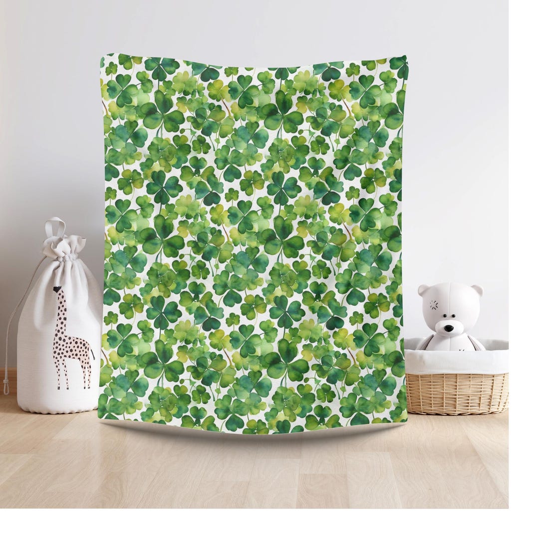 Velveteen Shamrock Plush Blanket, Watercolor Shamrocks Pattern, Cozy ...
