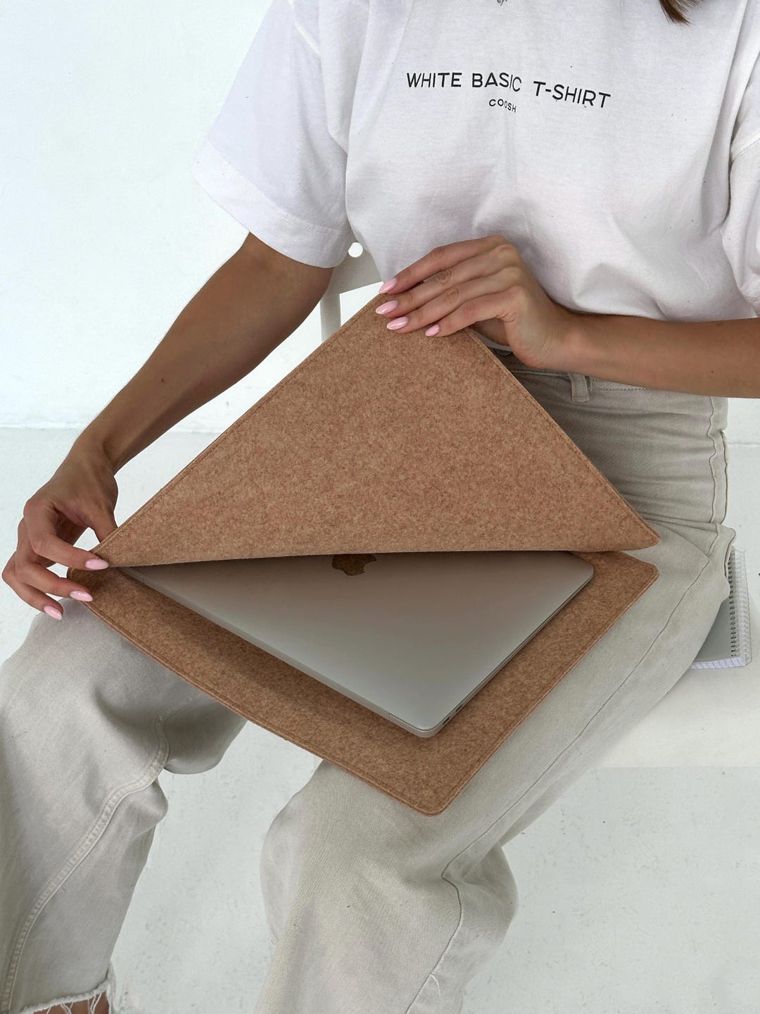 Magnetic Felt Laptop Sleeve for MacBook Air M2 Case, MacBook Air M3 ...