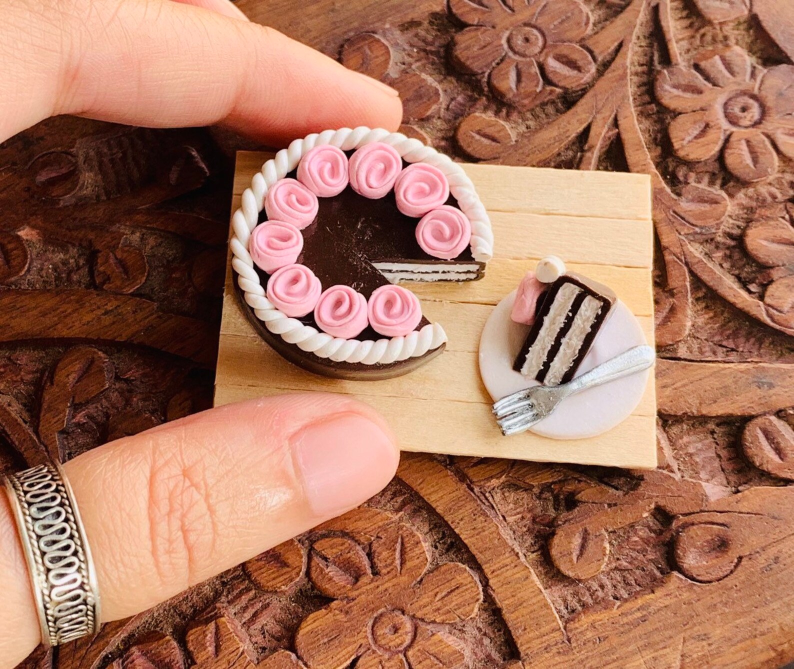 Miniature Chocolate & Vanilla Cake Fridge Magnet, Food Magnet ...