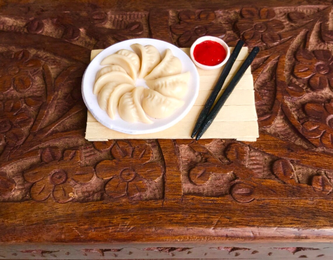 Handmade Miniature Momos Magnet, Polymer Clay Food Magnet - Etsy