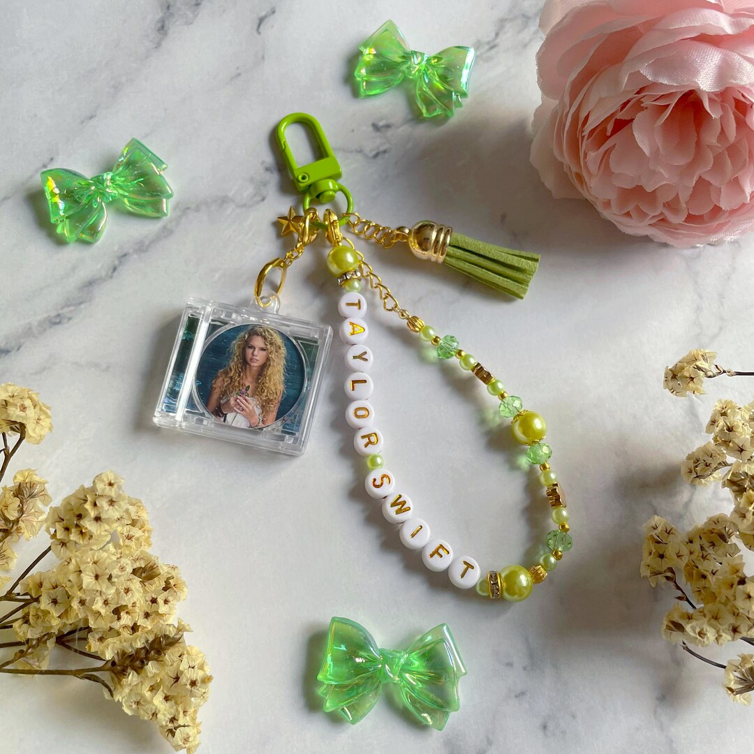 Custom Taylor Swift Debut Album NFC Mini Album/friendship Bracelets ...
