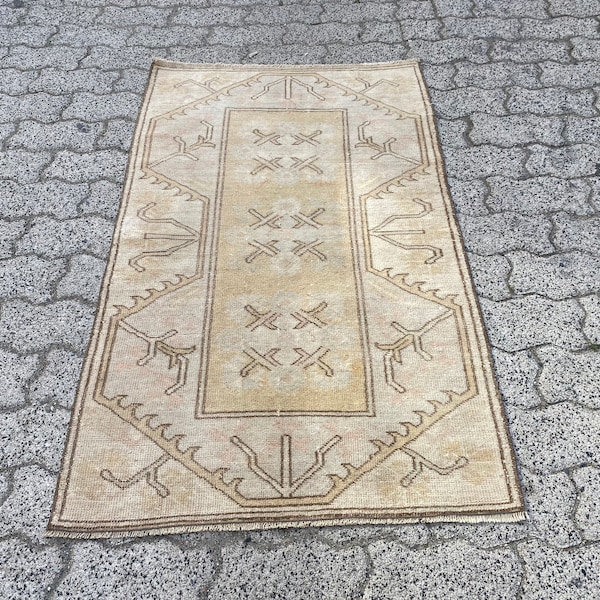 2x4 Runner Rug - Etsy