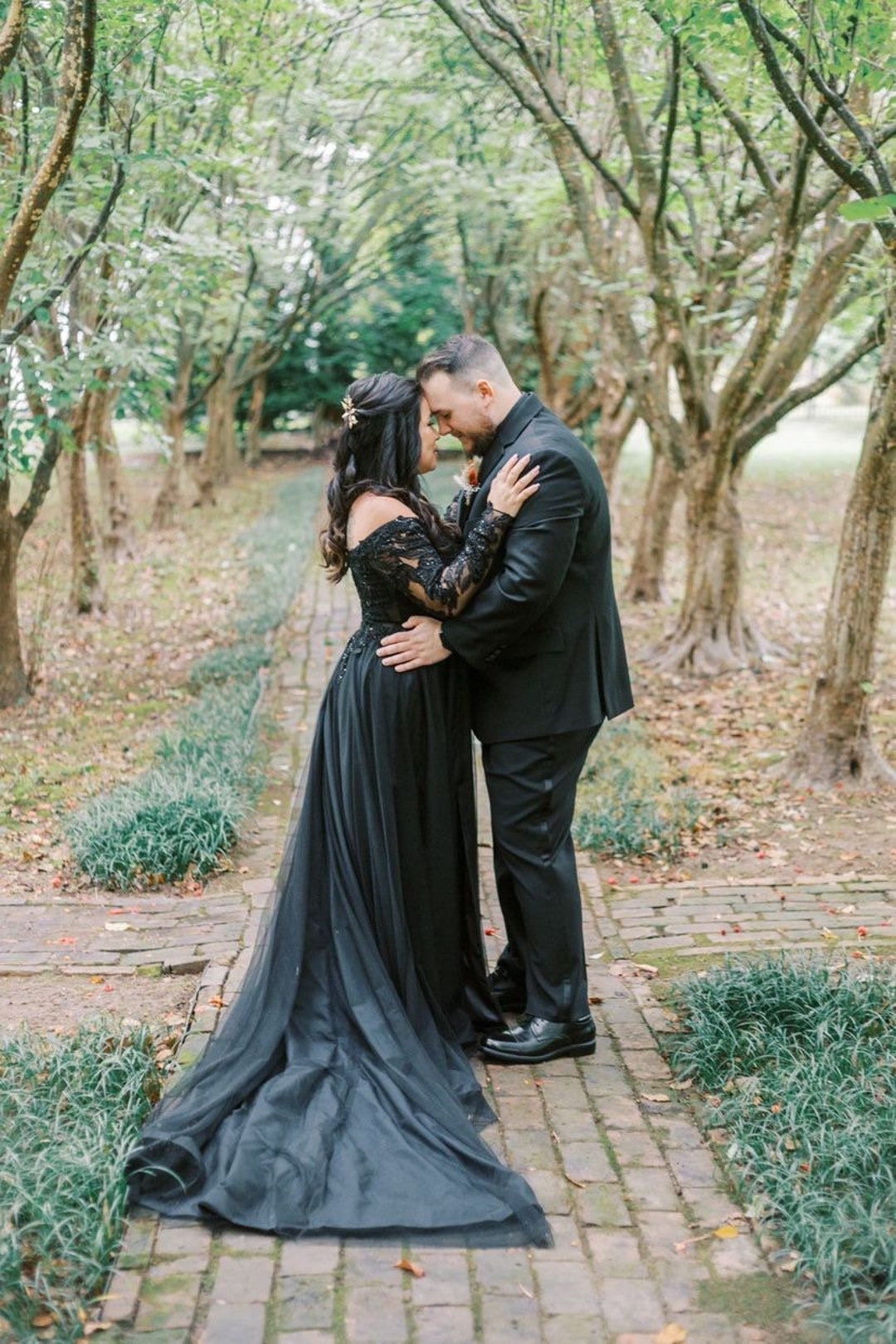 Rachael Black Lace Gothic Wedding Dress: V-neck Bridal Gown With Slit ...