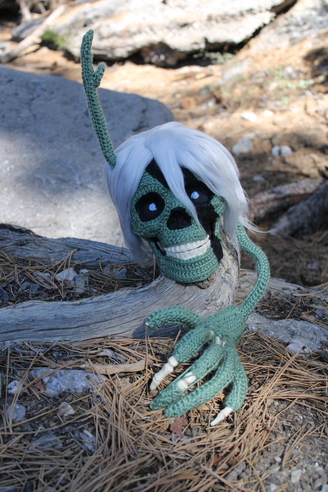 The Owl House- Belos Parasitic Goop Form Prop (with Hand) - Etsy