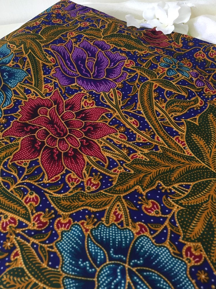 Zaryn - Authentic Malaysian Hand Painted Batik (red) - Etsy