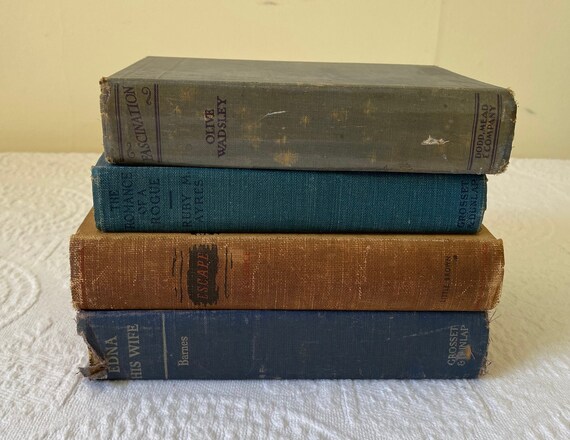 Vintage Romance Book Collection of 4 Linen Bound Books From - Etsy