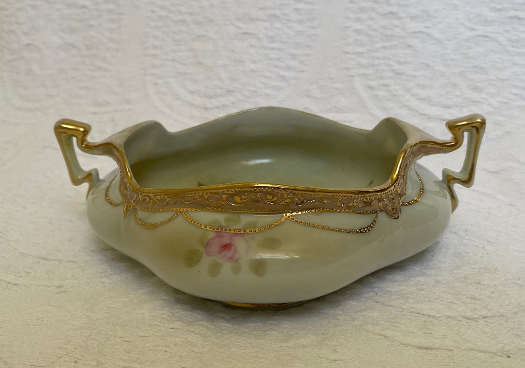 Nippon Hand Painted Bowl With Handles Gilt Edging Hand Painted Floral ...