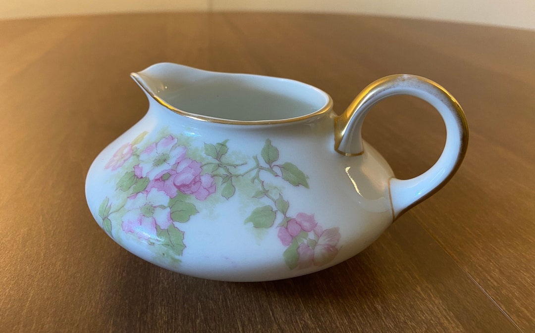J&C Bavaria Pink Rose Creamer 3764 by Jaeger and Co. Trianon Cream ...