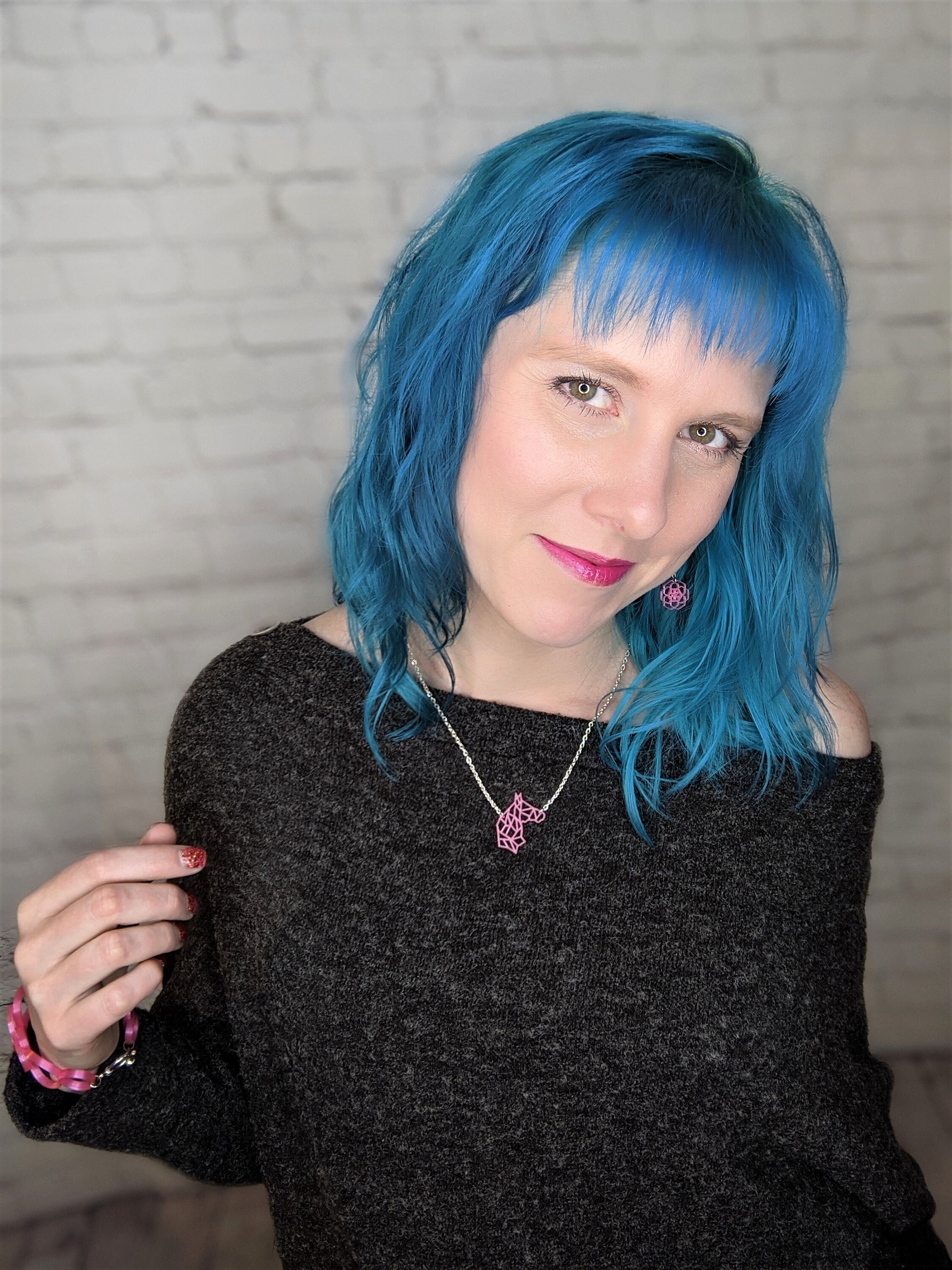 3D Printed Low-poly Horse Pendant Necklace Neon Geometric | Etsy