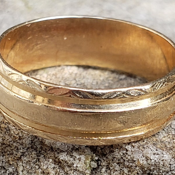 Gold Band - Etsy