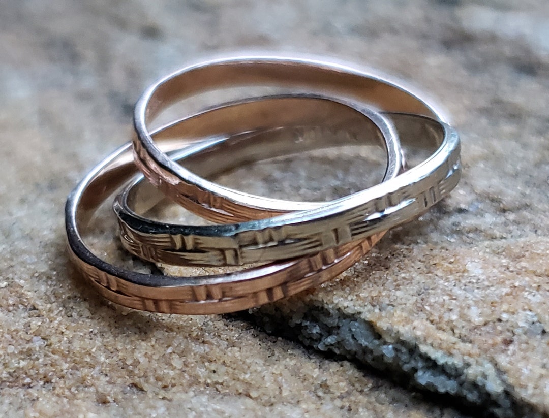 Rolling Wedding Ring / Two-tone Rose and White Gold Wedding Rings ...
