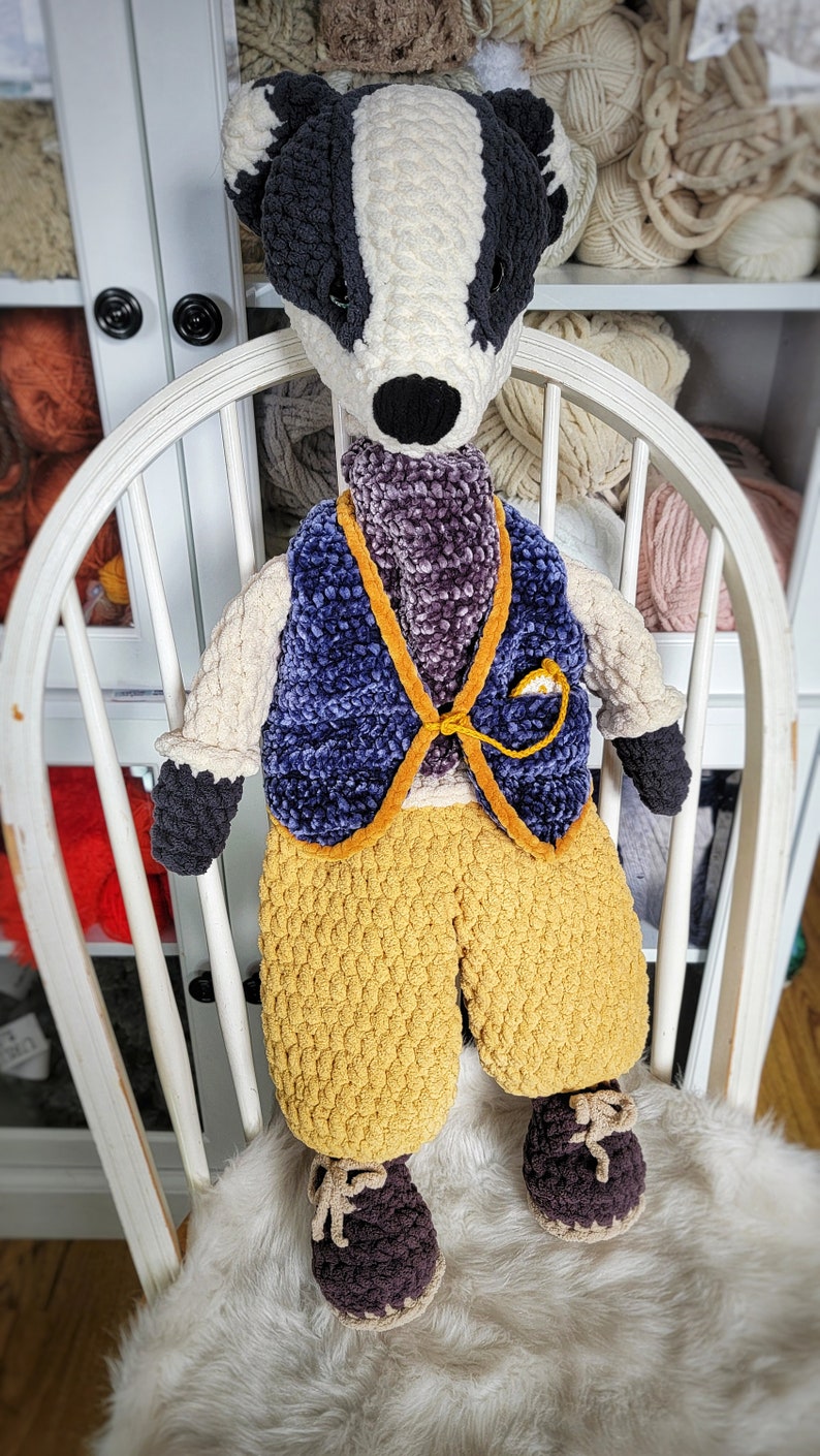 Amigurumi Crochet Pattern Sir Brock Badger Badger Amigurumi Cute Cuddly ...