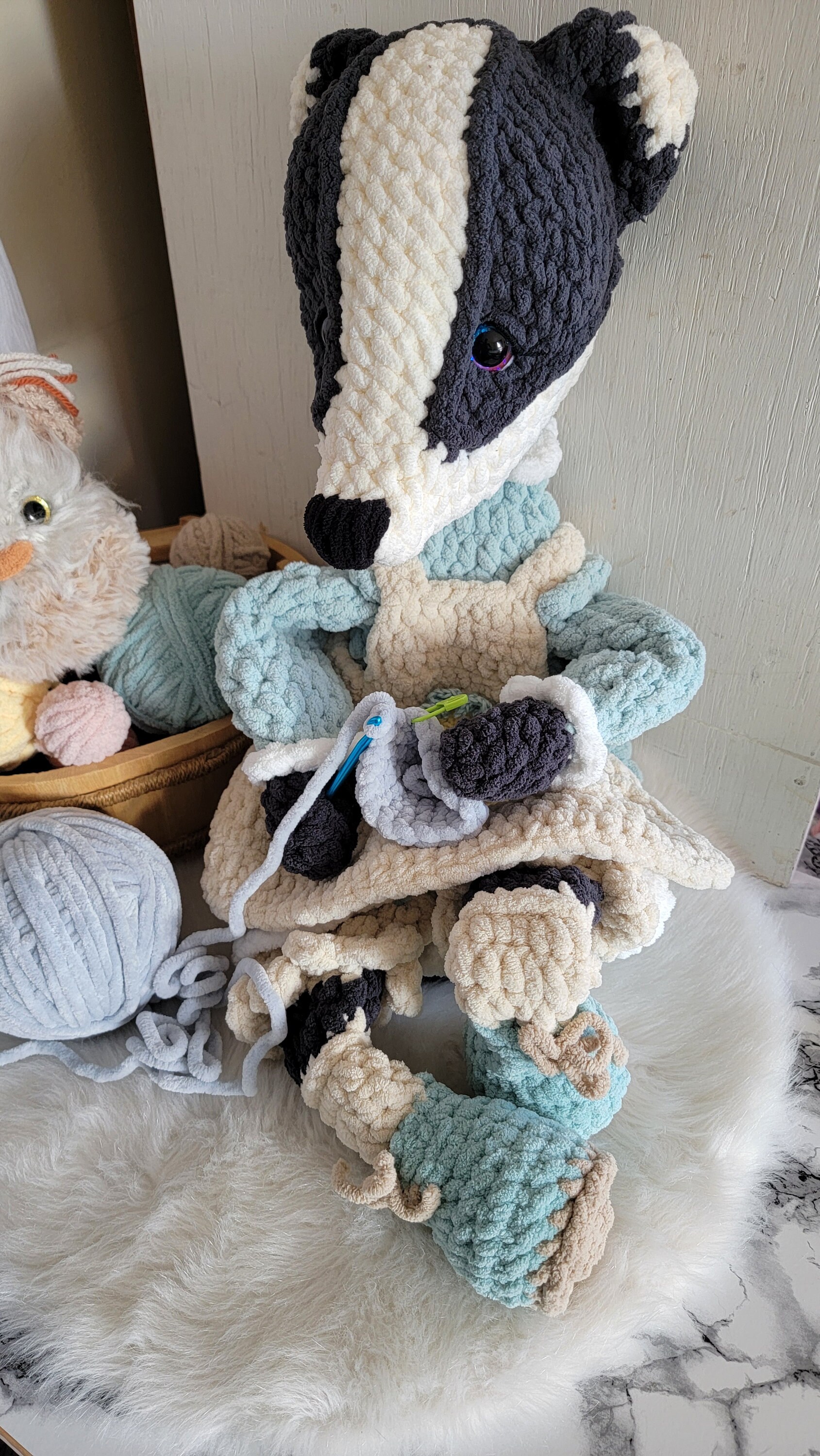 Amigurumi Badger Crochet Pattern: Lady Bella, No Sew Design (PDF ...