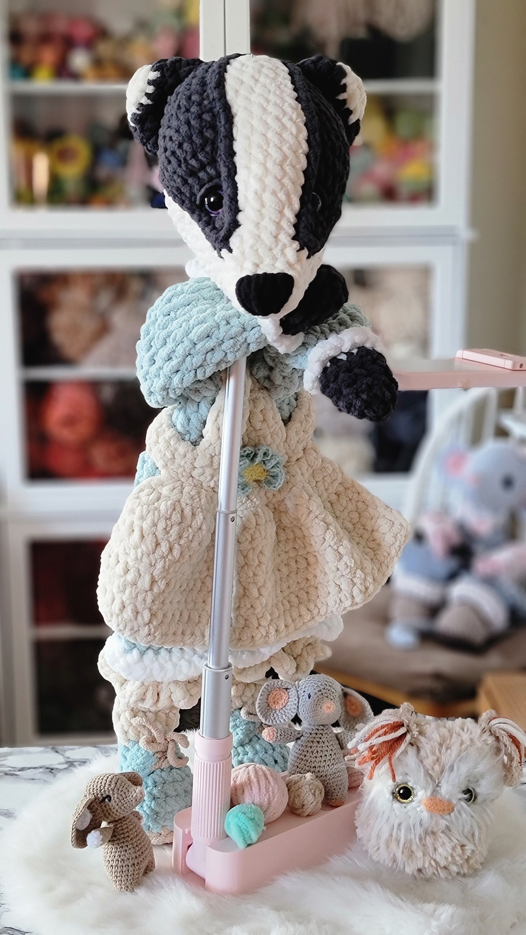 Amigurumi Badger Crochet Pattern: Lady Bella, No Sew Design (PDF ...