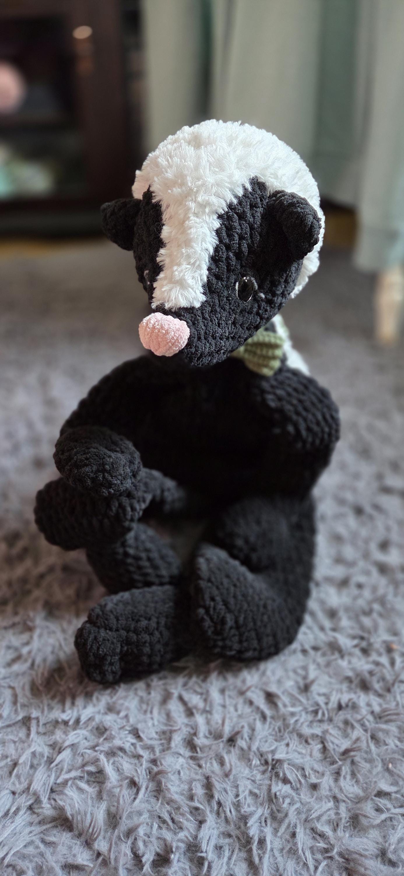 Crochet Skunk Amigurumi Pattern: Large Cuddly Snuggler (PDF Pattern) - Etsy