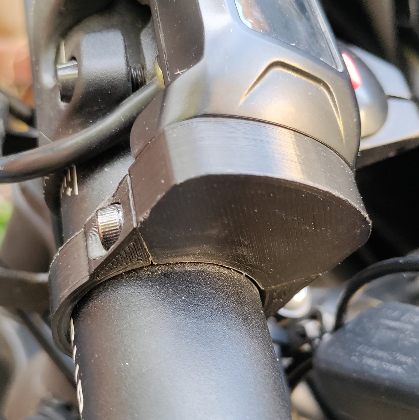 3D Printed Surron-x Speedometer Center Mount - 3D Print Service - Etsy
