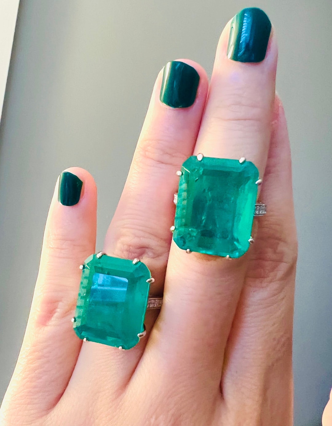 15 Carat Jumbo GREEN Emerald Ring Magnificent Solitaire Attractive Ring ...