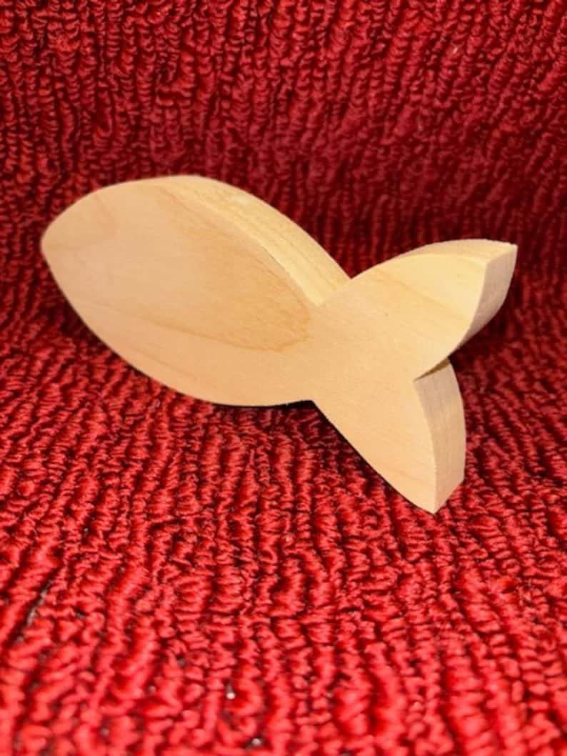 Wood Fish, 6" Wide, 2 1/2" Tall, 3/4" Thick - Etsy