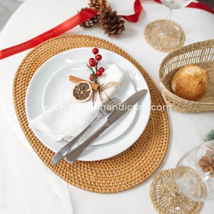 Oval Rattan Handmade Placemat, Braided Mat Heat Resistant Hot ...