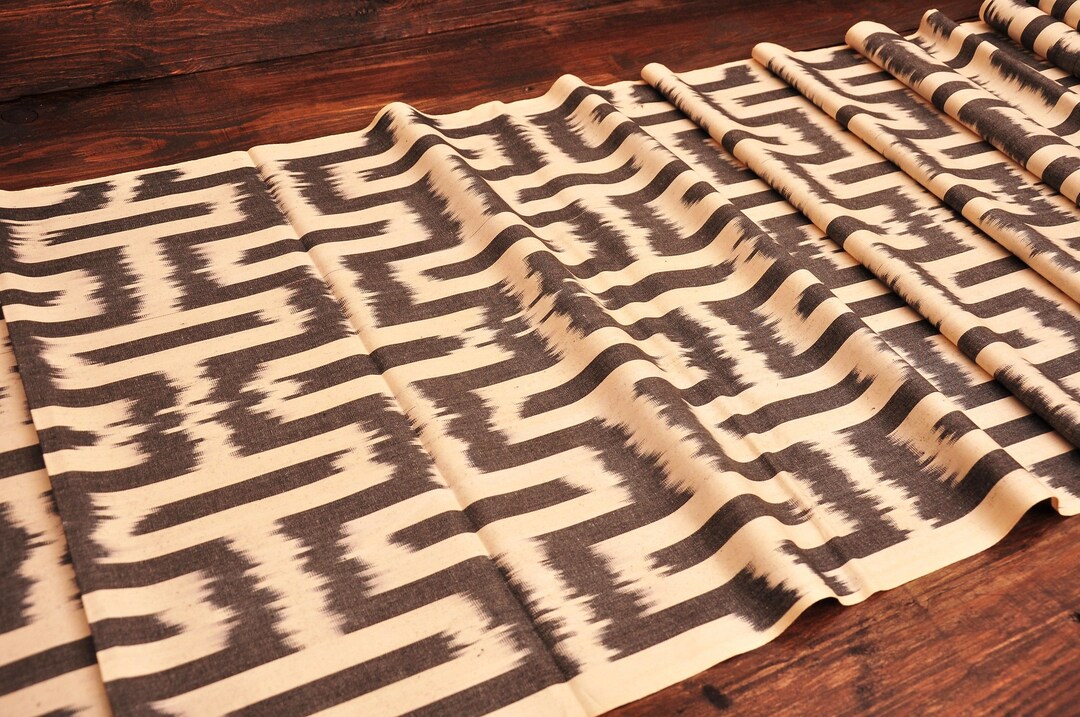 60cm / 25inches Wide Labyrinth Design Cotton Ikat Fabric, Black White ...