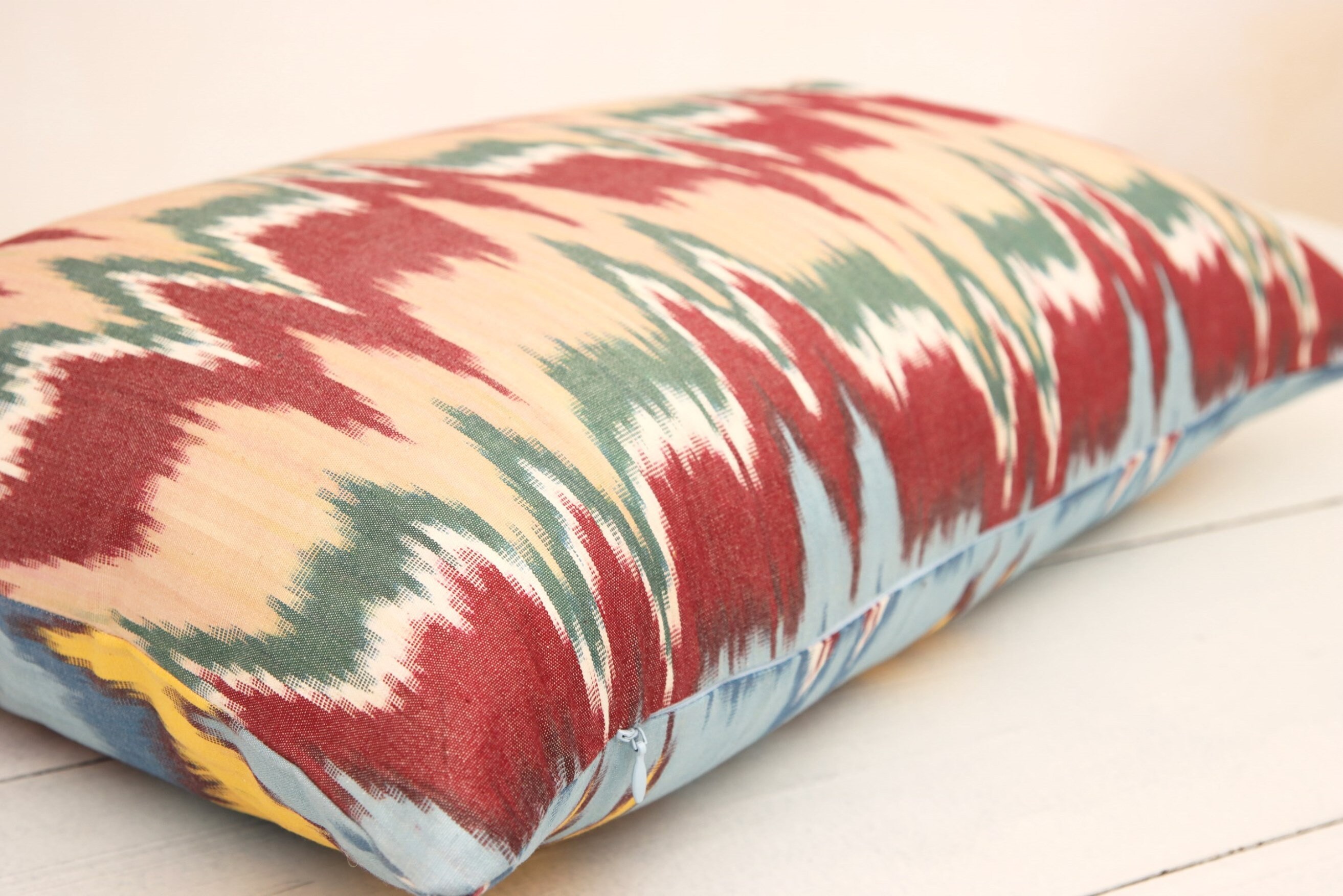 Red Coloured Ikat Cushion Covers Set Of | atelier-yuwa.ciao.jp