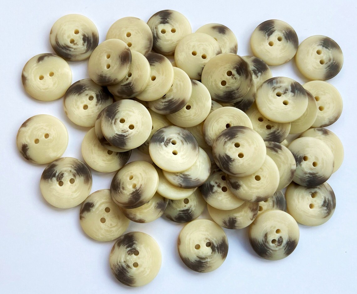 10 X 23mm Aran Buttons Brown & Cream Aran Cardigan Sewing | Etsy UK
