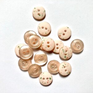 8x Blush Pink or Shell Pink Buttons With Etched Centres, 13mm or 16mm ...