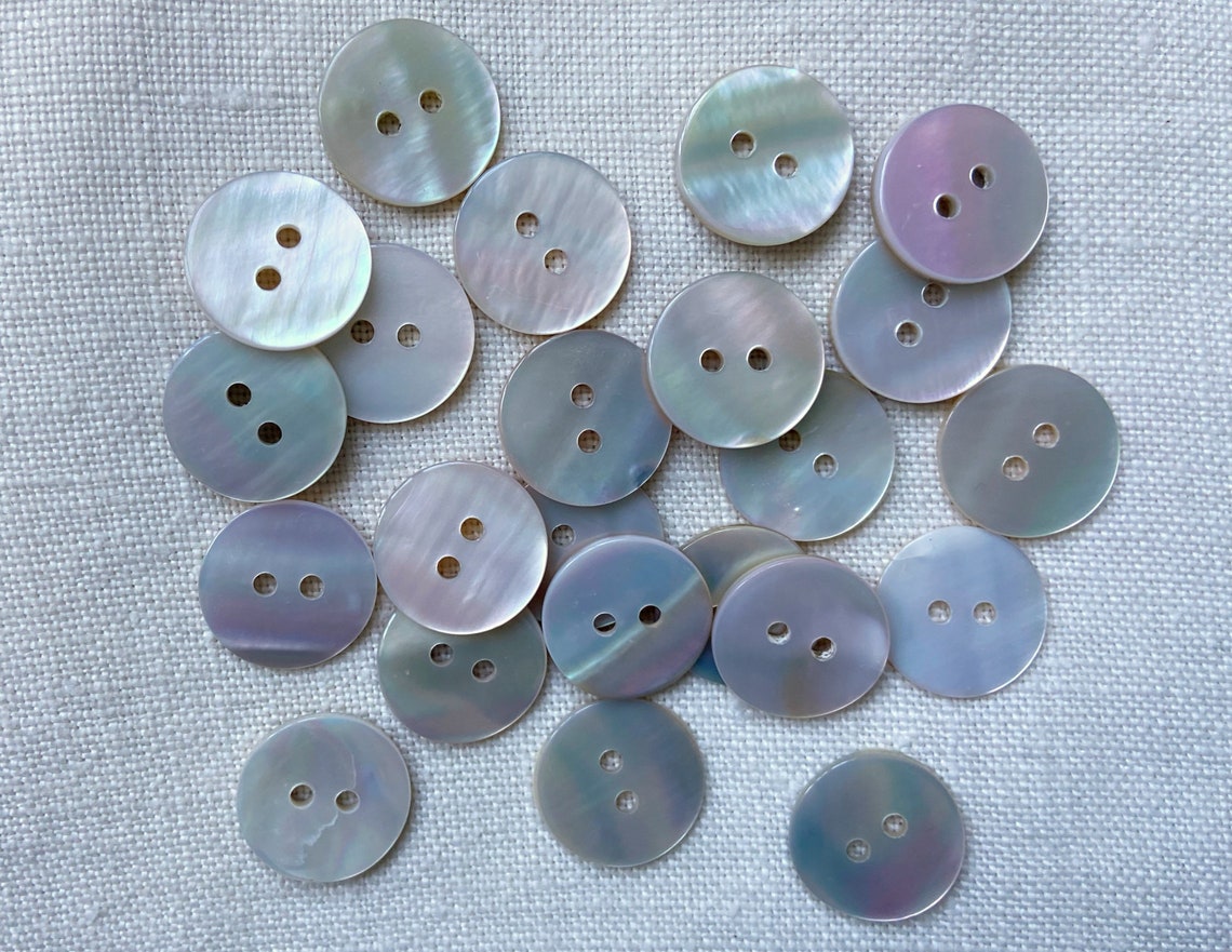 10x White Natural Shell Buttons 15mm. Dressmaking Sewing | Etsy UK