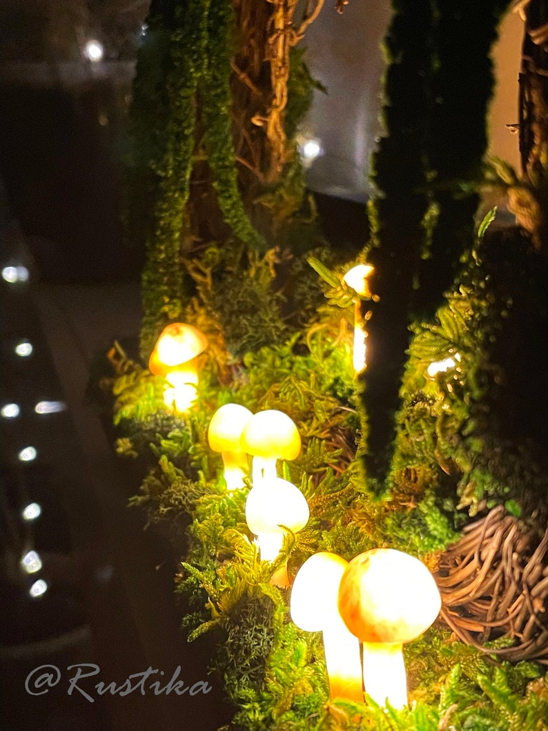 Glowing Mushroom Decor: Forest Moss Wreath With LED Lights - Etsy