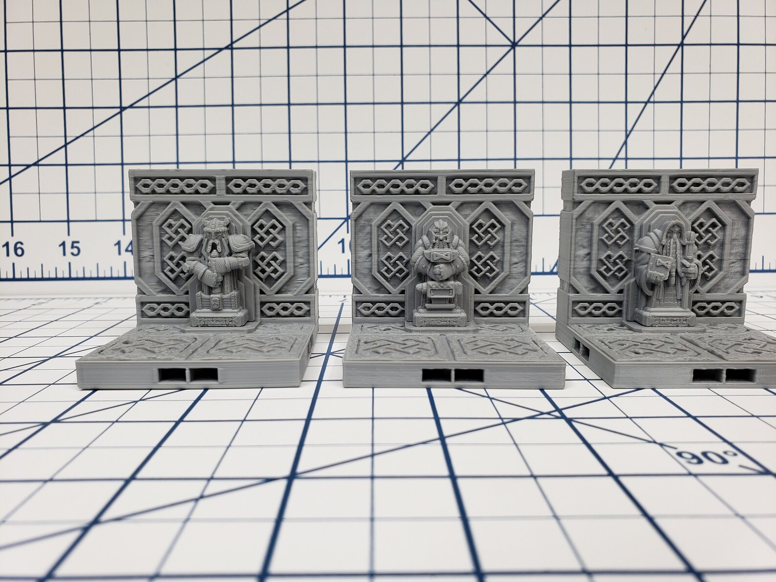 Mountain King Wall Statue Tile Dragonlock DND - Etsy