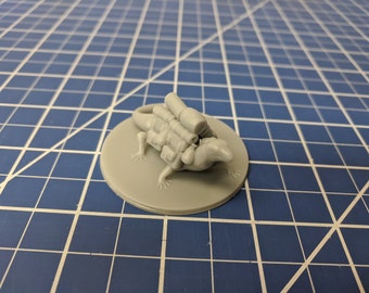 Giant Lizard Miniature - Etsy