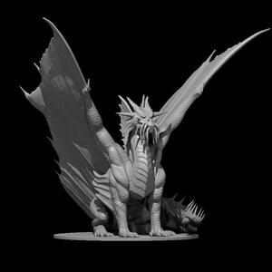 Adult Gold Dragon Metallic Mini - DND - Pathfinder - Dungeons & Dragons ...
