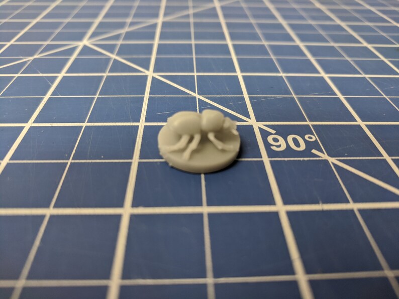 Giant Fire Beetle Mini - DND - Pathfinder - Dungeons & Dragons - RPG ...