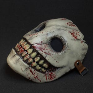 Smiley Mask With Blood Splatters for Halloween or Cosplay Also Great ...