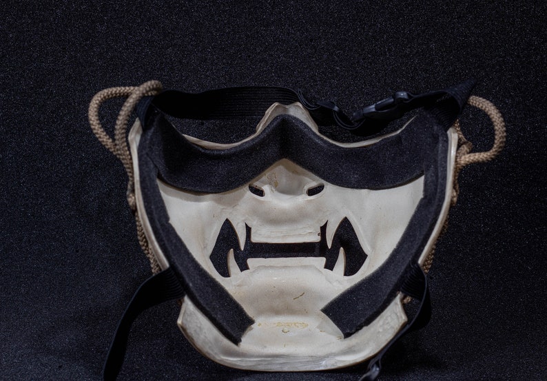 Ghost of Tsushima Mask Crackle Blood Shape. Demon Menpo Mask - Etsy