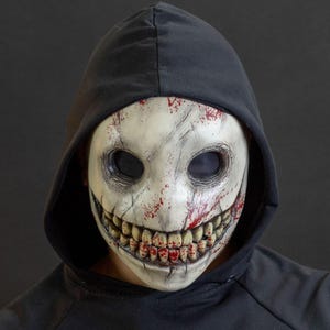 Smiley Mask With Blood Splatters for Halloween or Cosplay Also Great ...