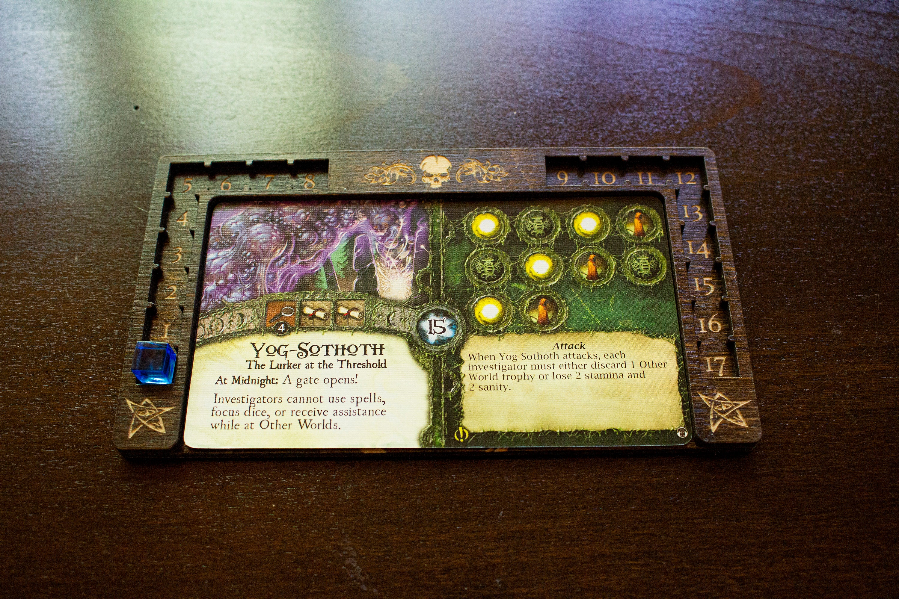 STRATA STRIKE Elder Sign Monster Card Holder - Etsy