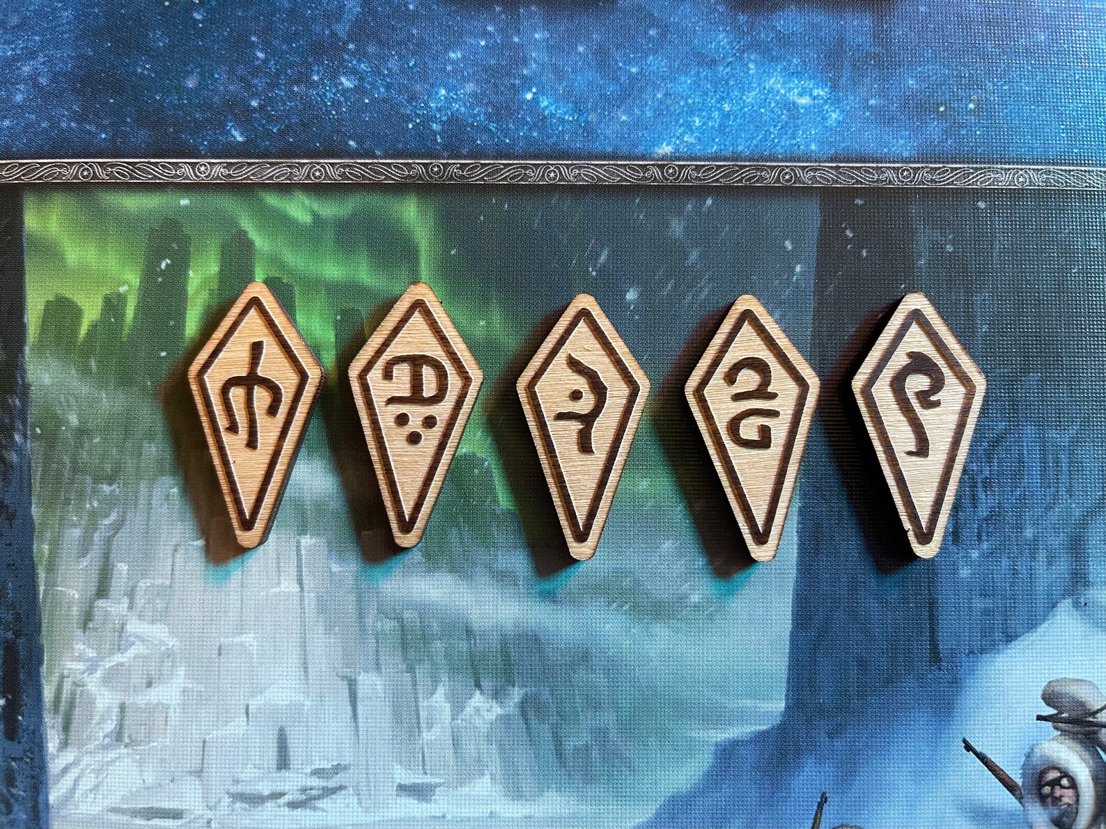 STRATA STRIKE | Arkham Horror LCG - Wooden Seal Token Set - Edge of the ...