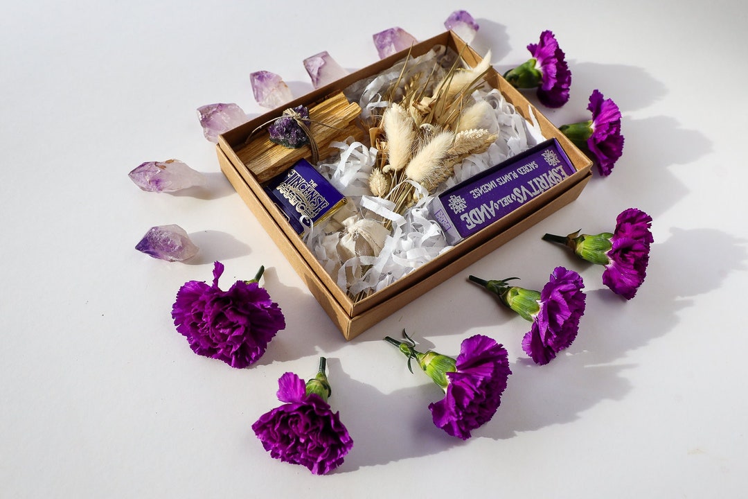 Purple Tranquility Incense Set With Palo Santo, Dried Florals, Incense ...