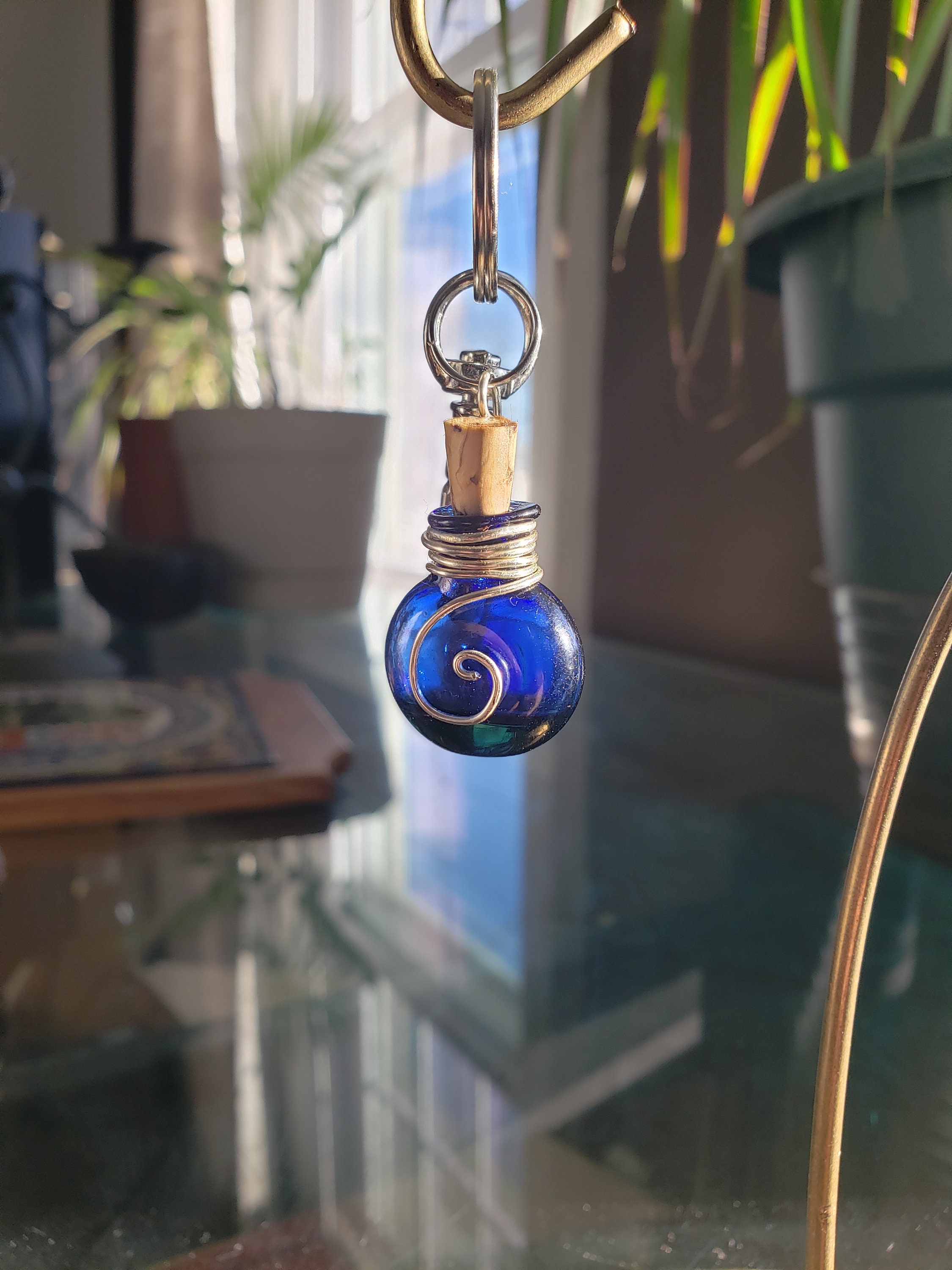 Simple Swirl Essential Oil Necklace, Cork Bottle Necklace, Mini Glass Swirl Cork Diffuser ...