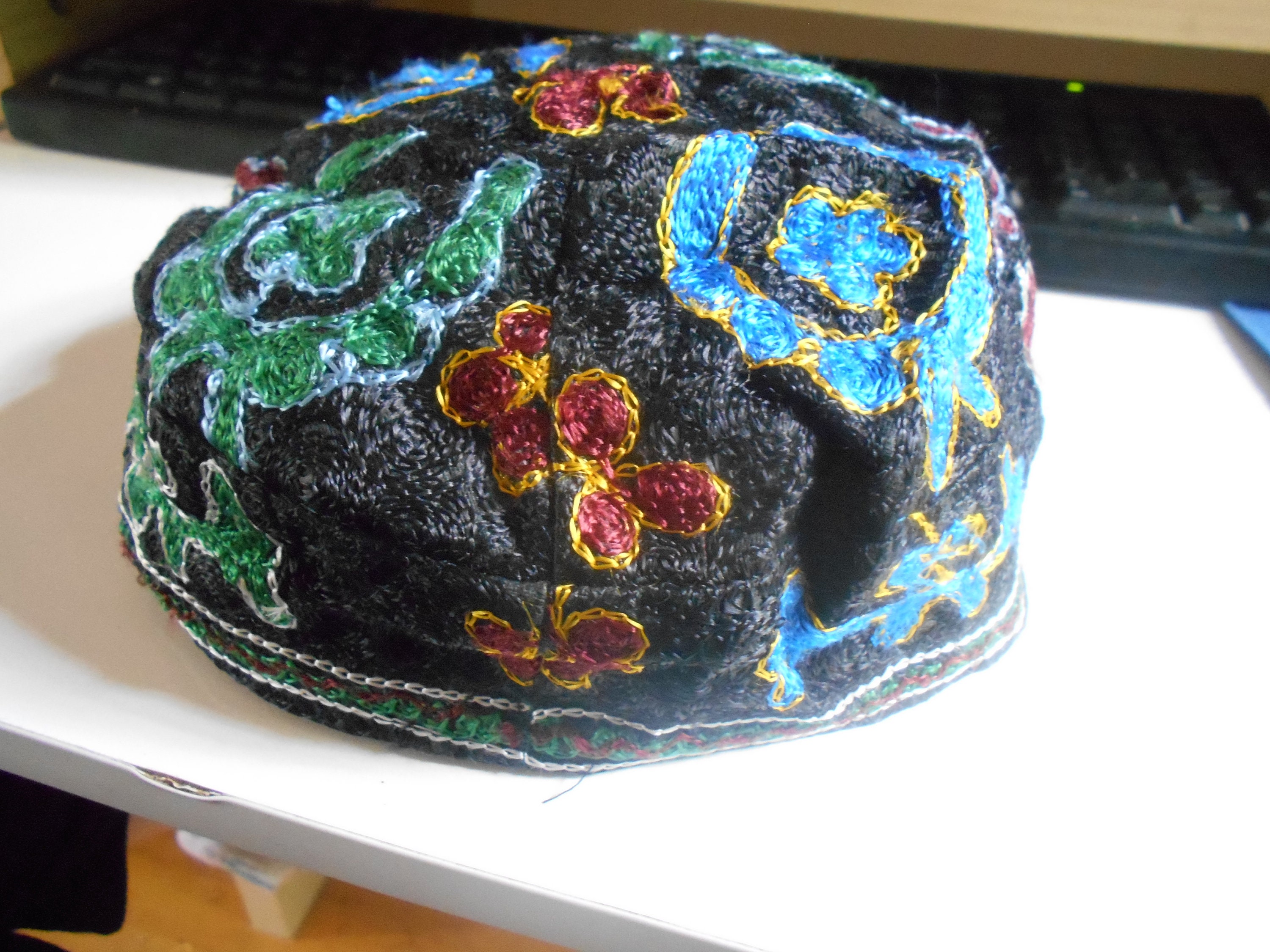 Muslim.skull-cap. Kufi. Tubeteika. Kippah. Yarmulke.uzbek Hat ...