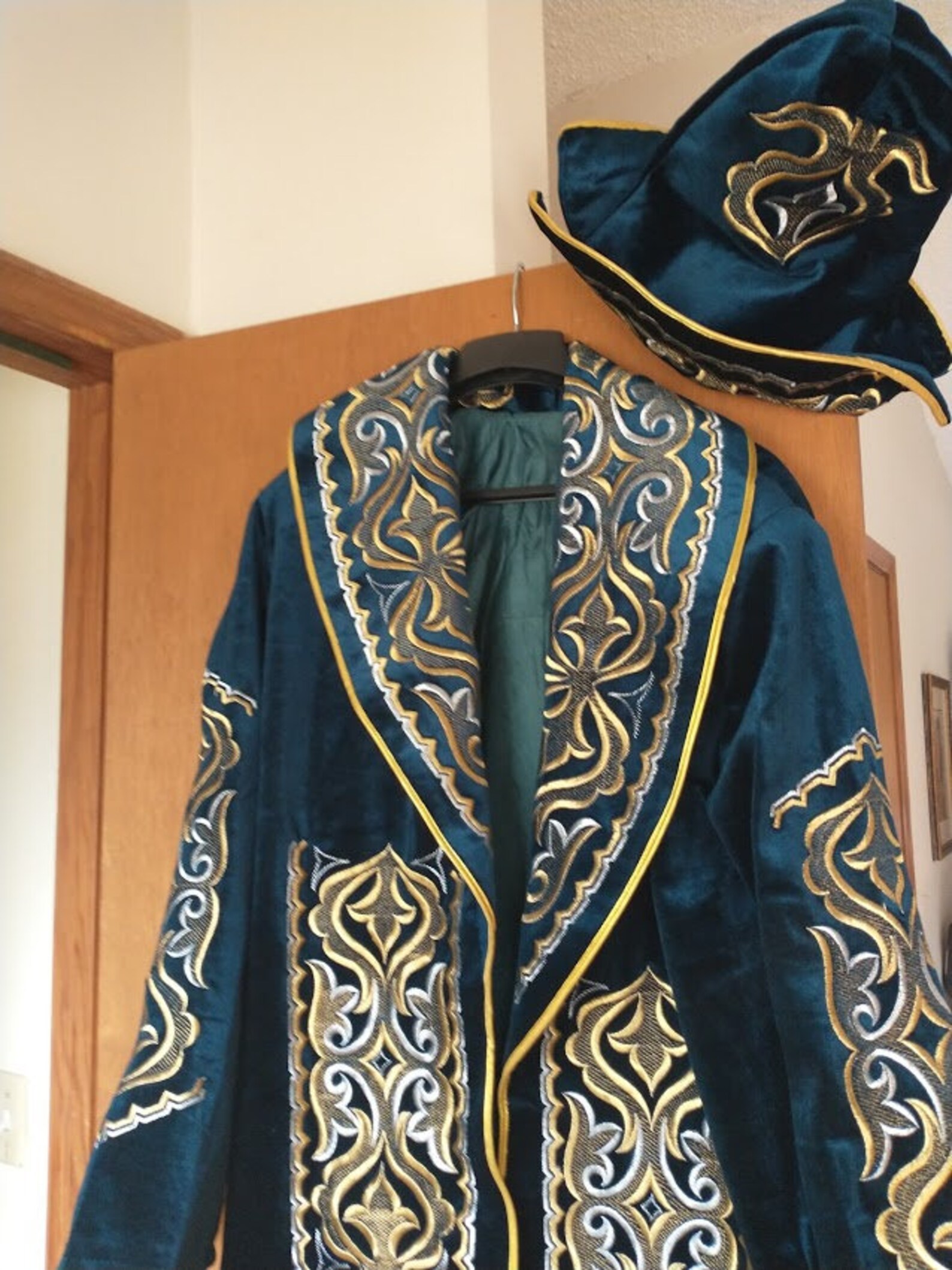 Kazakh Kyrgyz Authentic Velvet Chapan Shapan with Hat. | Etsy