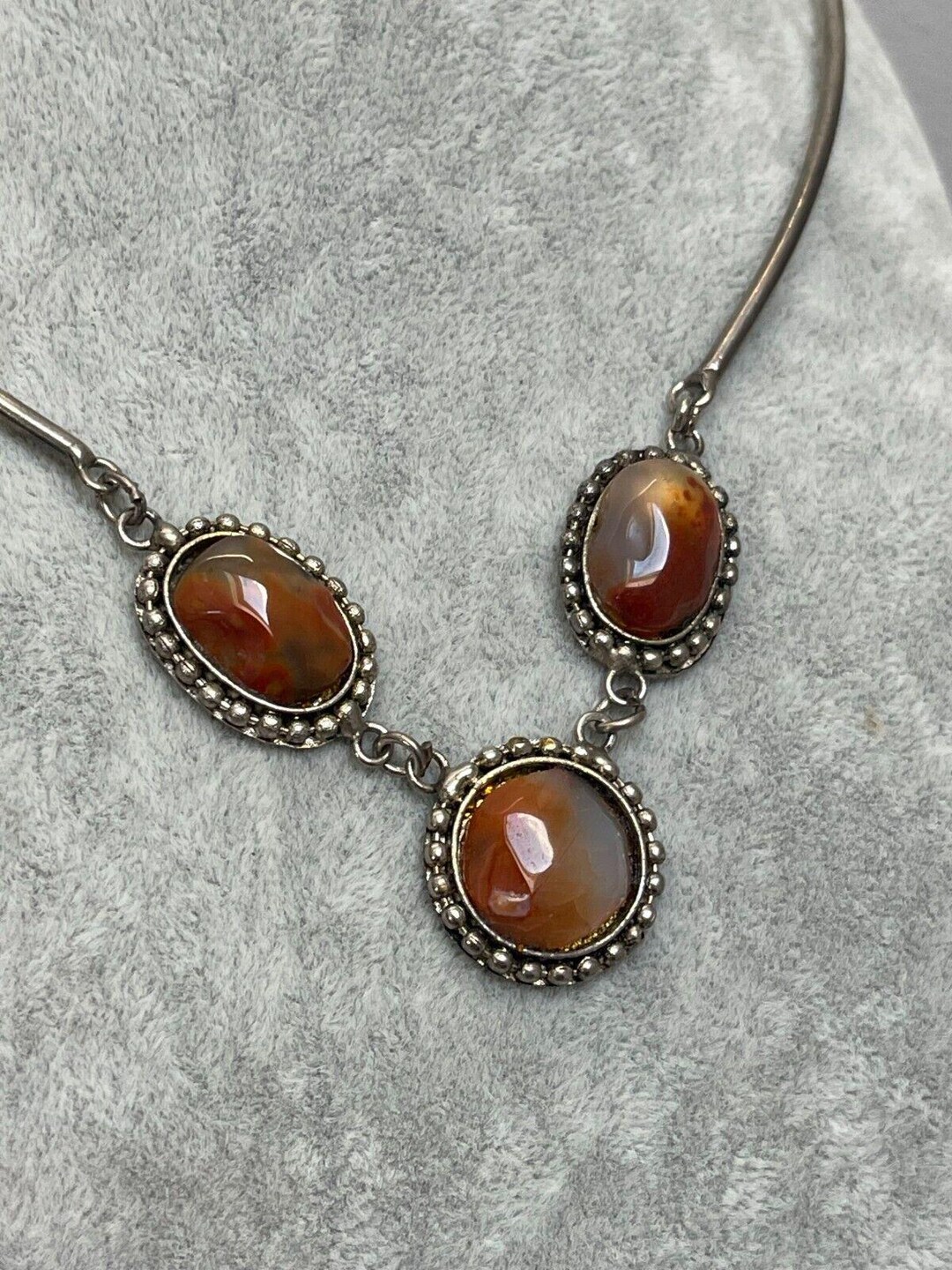 Vintage Bib Necklace Silver Tone Metal Carnelian Agate Red Jasper Chips ...