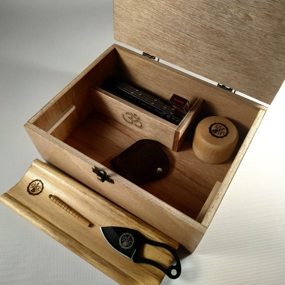 Tobacciana Art & Collectibles RICE FIELD SET Matching stash box & tray ...