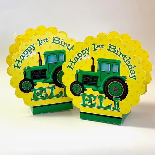 Tractor Centerpiece - Etsy