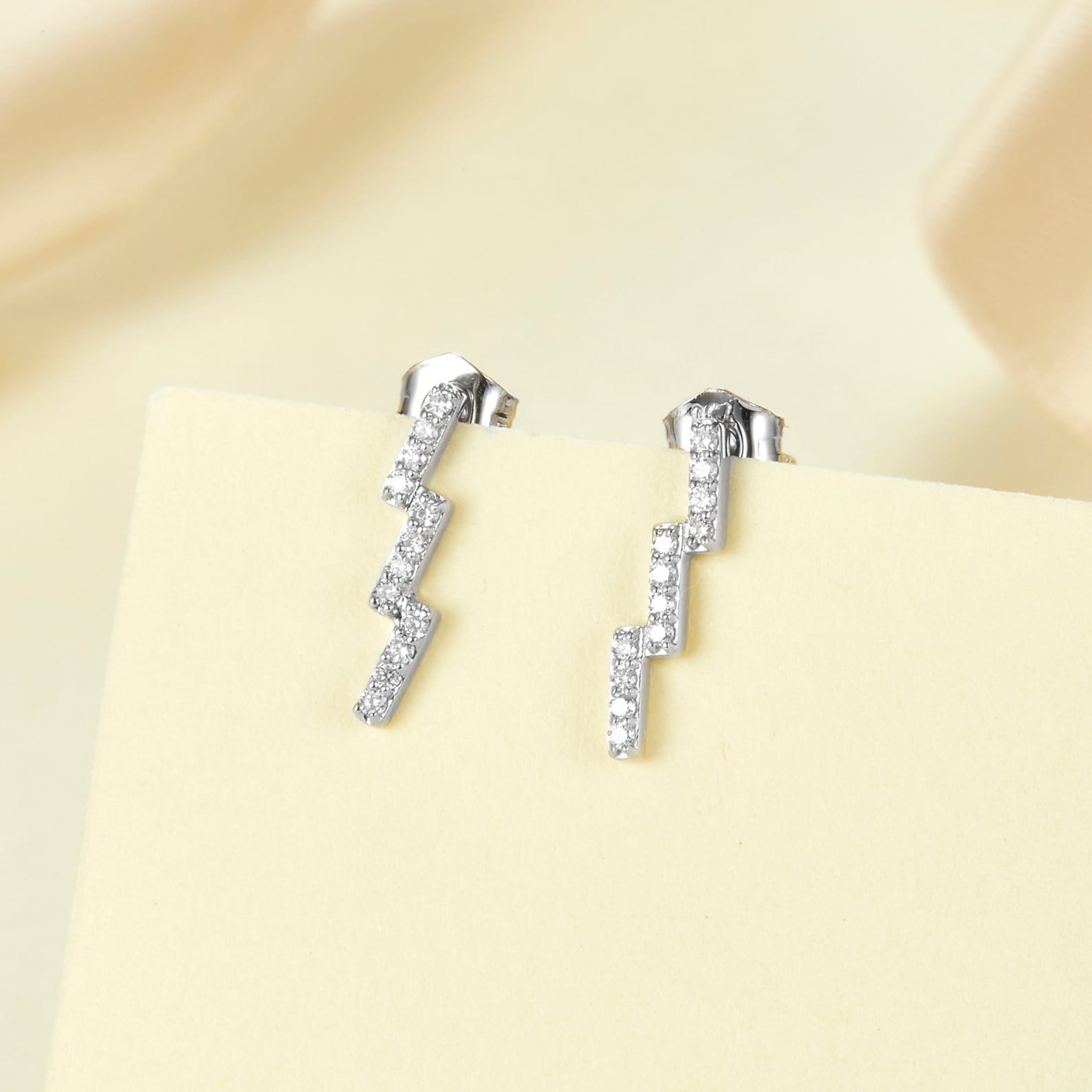 14k 18k White Gold Lightning Diamond Stud Diamond Earrings | Etsy