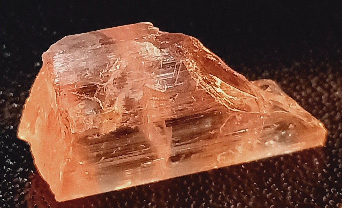 17.47 crt Crystal Turkish Color Change Diaspore. Natural | Etsy