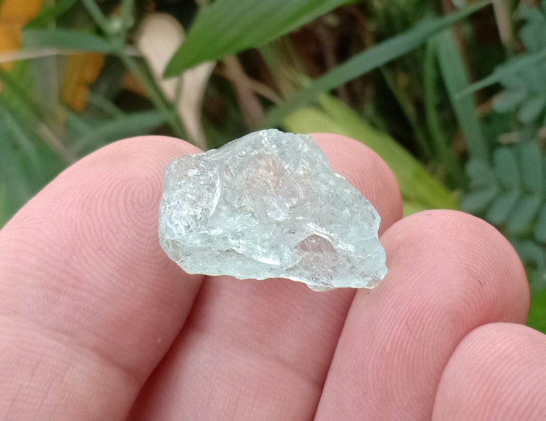 20.1 Crt. Beryl. Natural Rough Crystal. Untreated. 23x14.2x10.45 Mm ...