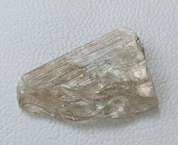 23.55 Crt Crystal Turkish Color Change Diaspore. Natural | Etsy